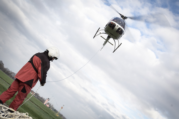 Sling load helicopter training (en) | Lionheli.aero